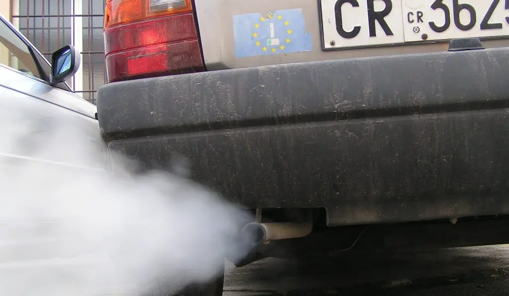 What Is Knocking In Engine? [Their Causes & Remedies] PDF